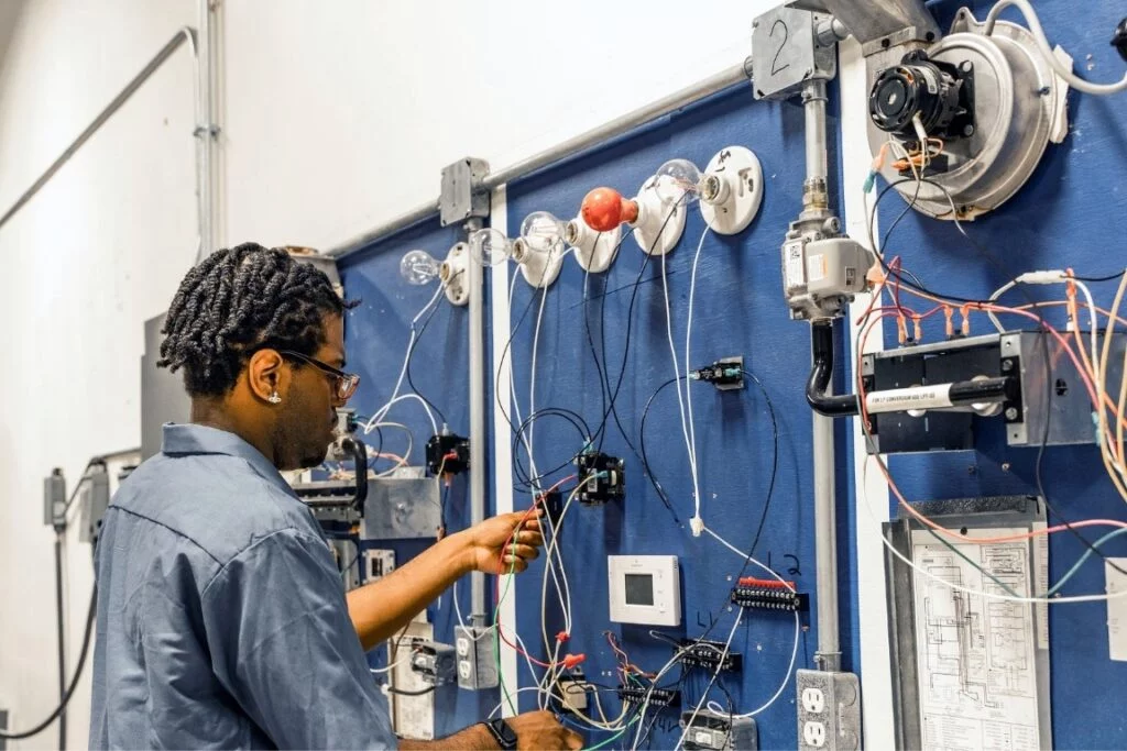 Trade School Programs & Training | Delta Technical College